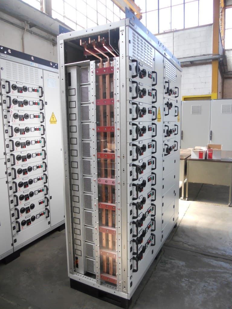 QCM - Motor Control Center - Costruzioni Elettrotecniche CEAR s.r.l.