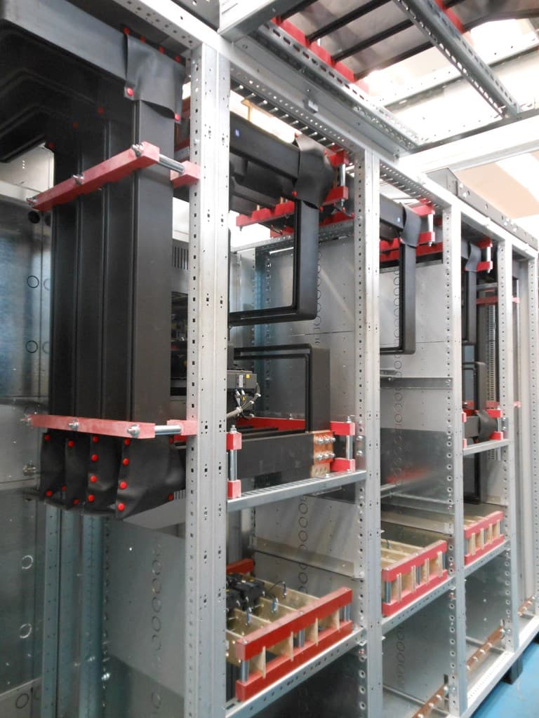 QCM - Motor Control Center - Costruzioni Elettrotecniche CEAR s.r.l.