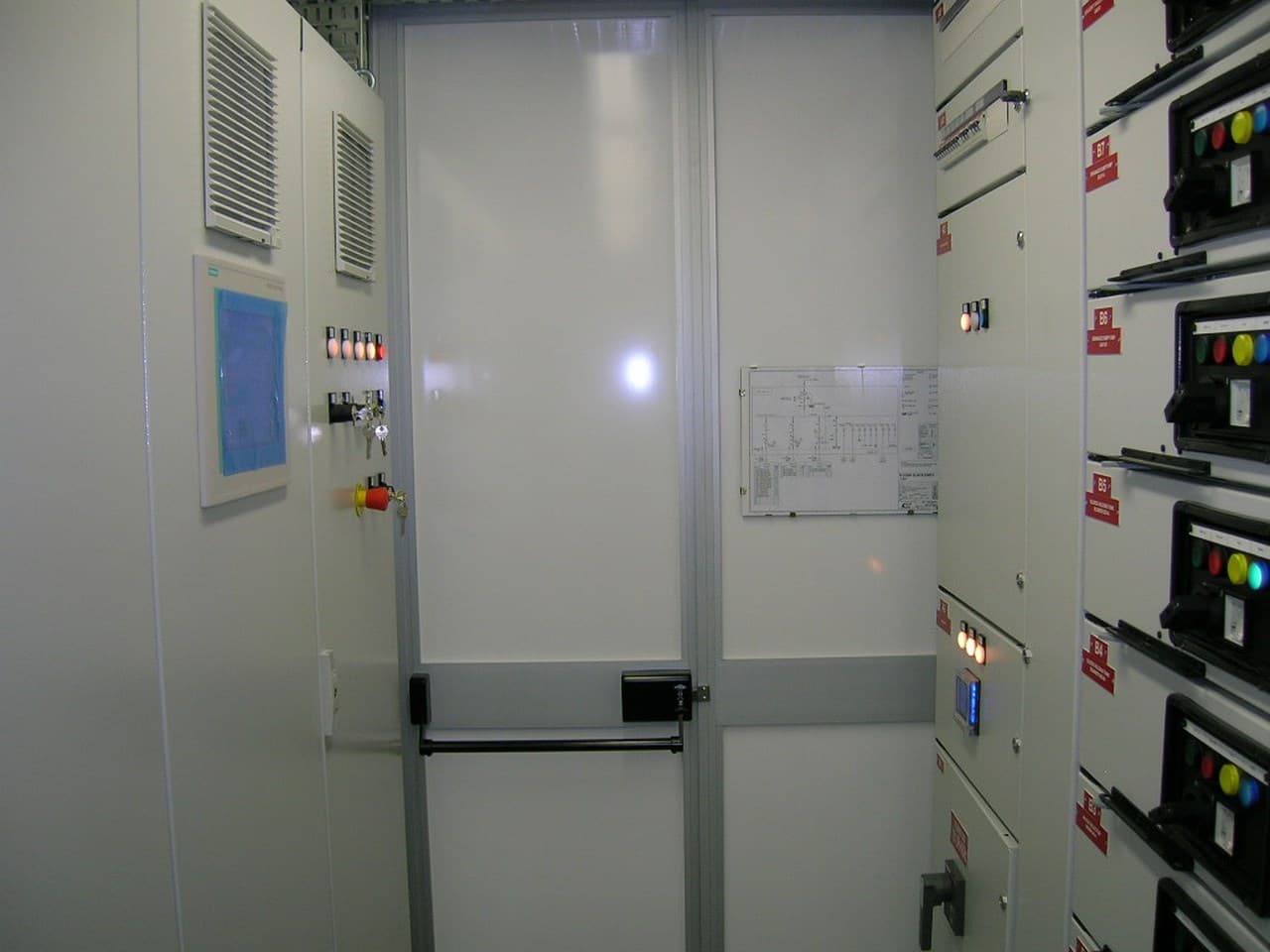 CT-PC - Containerized power & control cabins - Costruzioni ...