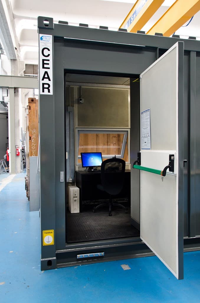 CT-CR - Containerized operator control rooms - Costruzioni ...