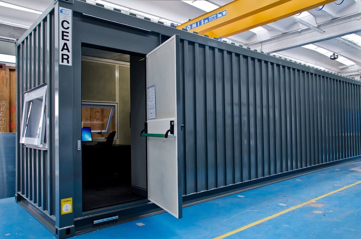 CT-CR - Containerized operator control rooms - Costruzioni ...