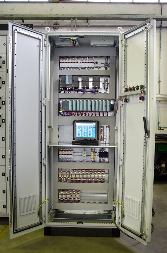 Automation Electrical Panels - Costruzioni Elettrotecniche CEAR s.r.l.