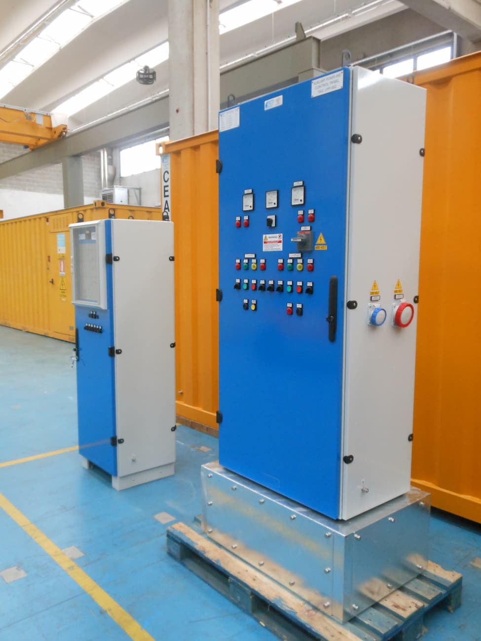 Tableaux électriques de commande, controle et PLC - Costruzioni ...